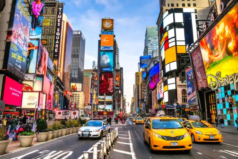 How to Choose a College: 8 Key Things to Consider Before Making Your ...